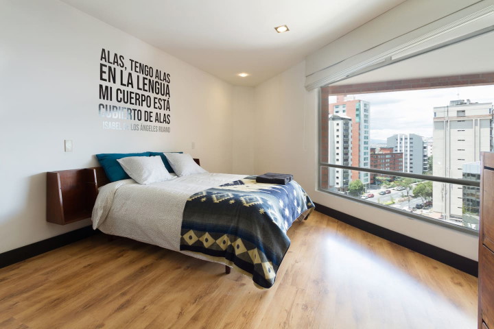 Duplex With Huge Terrace - Best Area In The City - Quito