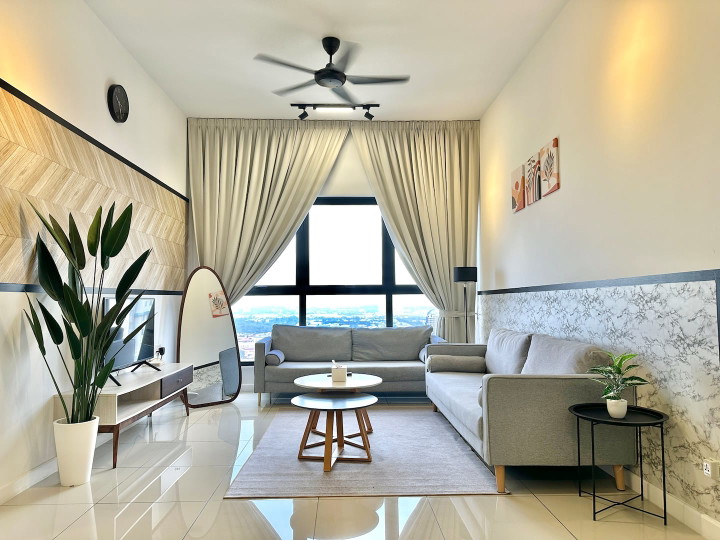 The Pavilion Muji Style 5-6pax - Puchong
