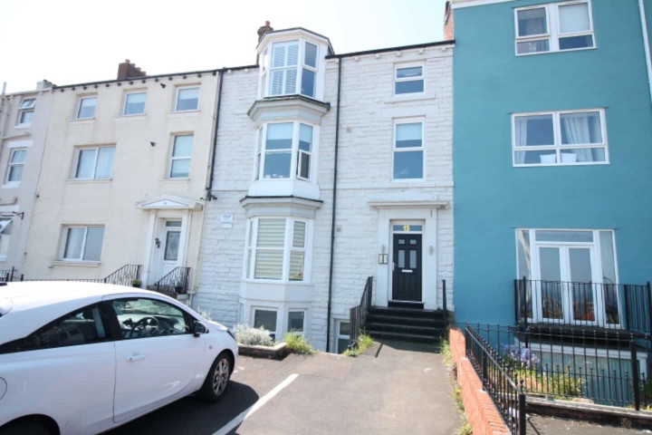1 Bedroom Beachfront Apartment - Sunderland
