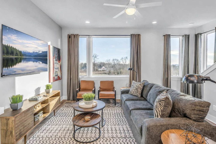 2 Premier Nashville Homes  Sleeps 24  Rooftops - Nashville