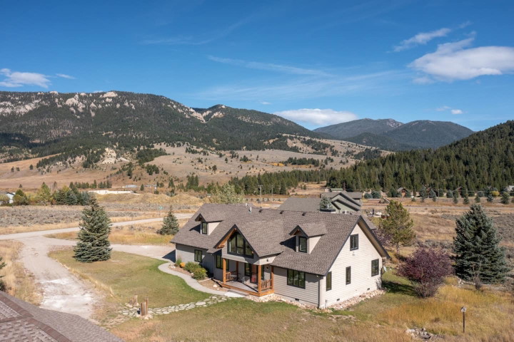 Twin Antler Retreat | Big Sky | Gallatin River - Big Sky, MT