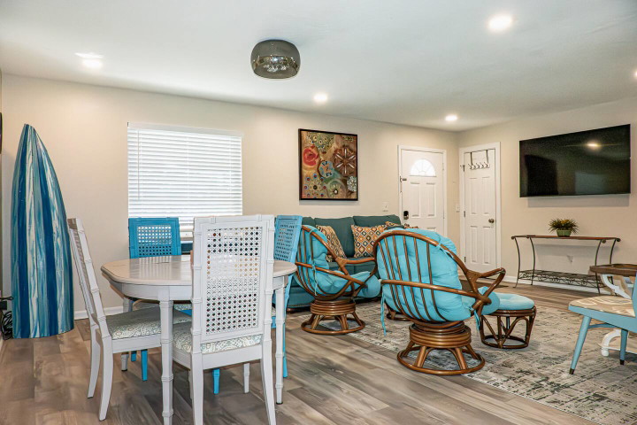 Sunny Daze: 2br Coastal Haven In Jensen Beach - Stuart, FL