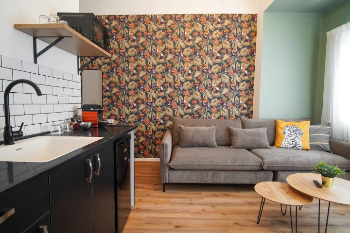 Spactacular Airbnb +Balcony | Levinsky | By Peraia - Tel Aviv