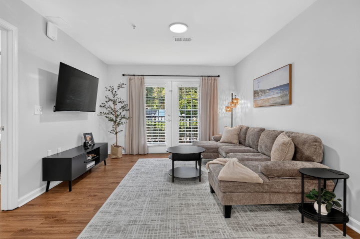 Wilmington Oasis | Gym, Pool, Coastal Convenience - Wilmington, NC