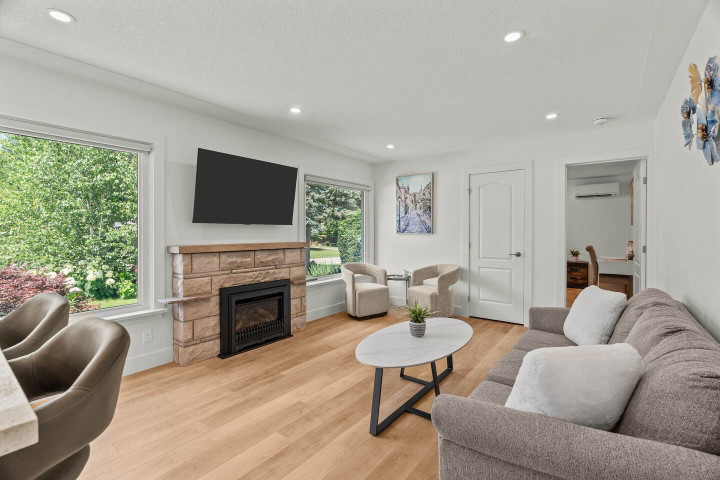 Comfort Meets Class: 2-bedroom Suite In Byron - London