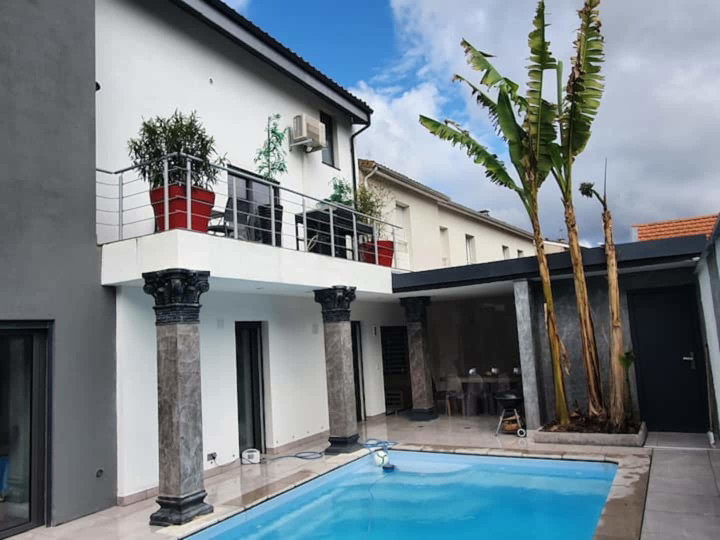 Belle Maison D'architecte Avec Piscine - Pessac