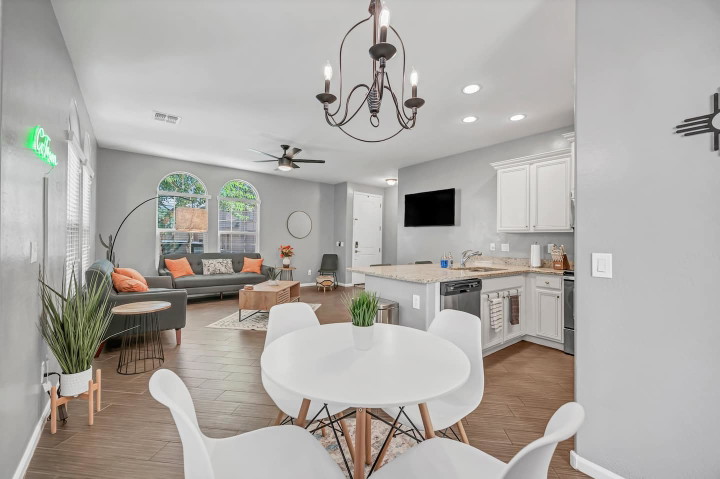Modern Desert Vibes In Gilbert! - Queen Creek, AZ