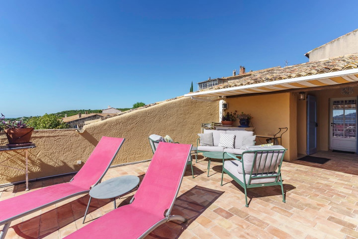 Provençal Village Home With Panoramic Terrace - Bandol