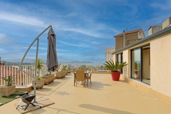 Vue Mer Panoramique  Terrasse Privée 
L'estaque - Les Pennes-Mirabeau