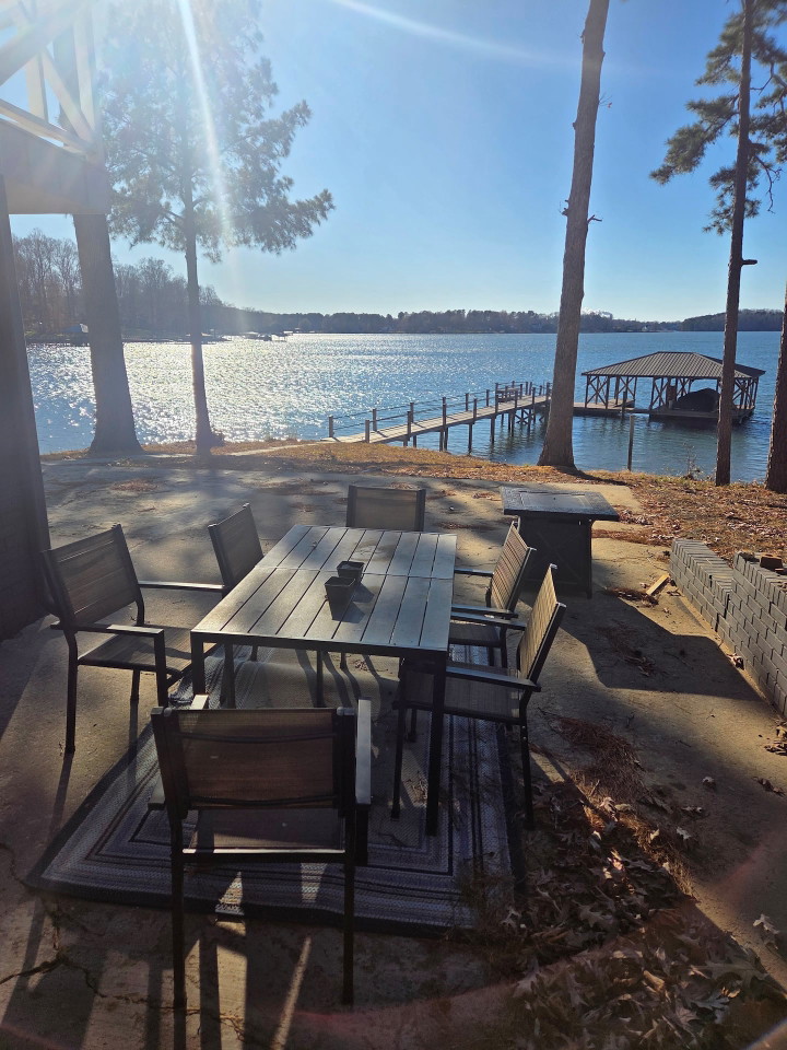 Waterfront Home With Covered Dock & Sunset Views - Mooresville, NC