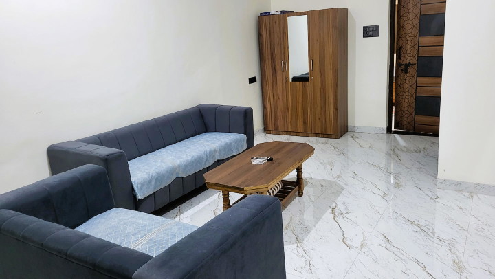 Roomy Nest 2bhk - Malaiya Homestays Bilhari - Jabalpur