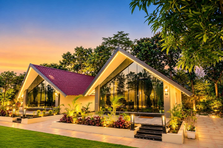 Cozy Cabin Surrounded By Greenery - Nagpur