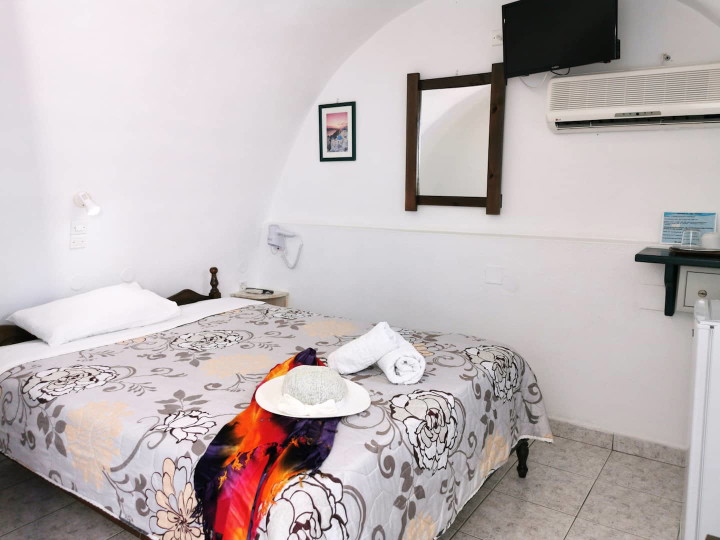 Cozy Single Room - Aretousa Villas - Santorini