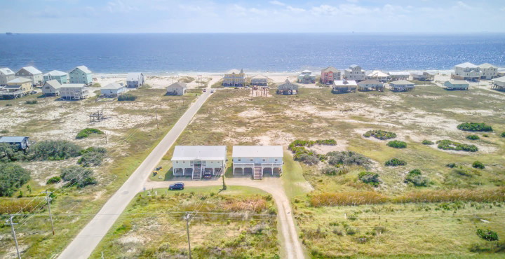 New Owner Listing! 900' To Private Beach Access! Gulf & Mobile Bay Views! - Alabama