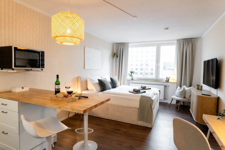 Wob Central | Couples | Business Travelers - Wolfsburg