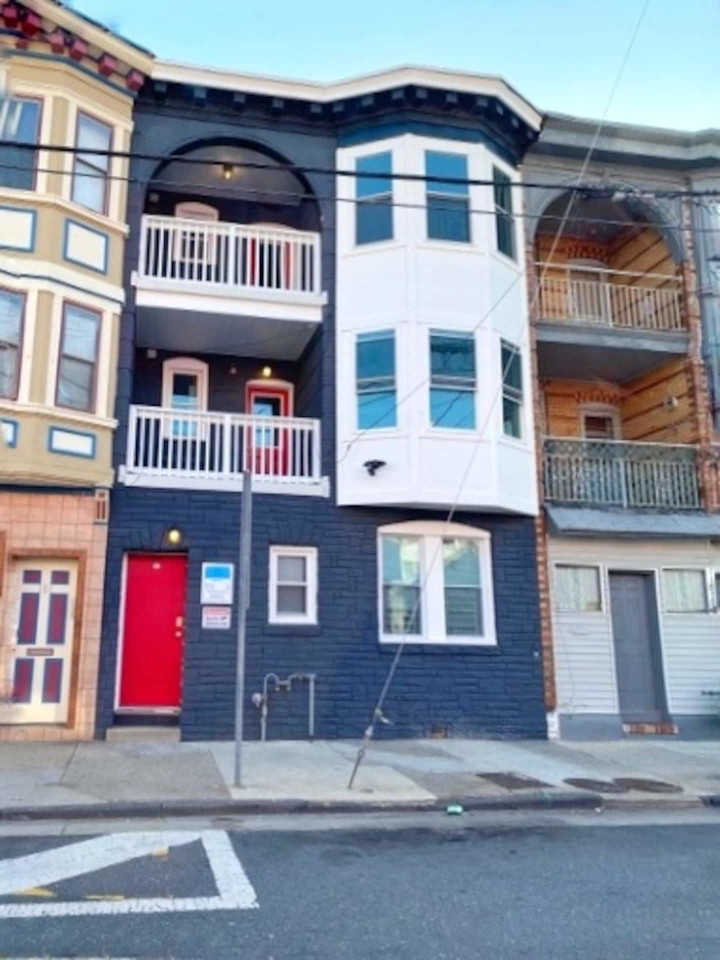 New Beach Block Apartment Beautiful Clean + Ac! - Atlantic City, NJ