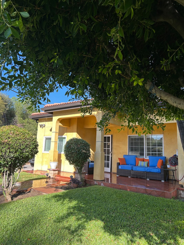 Cozy Stay With Recliners, Wi-fi & Outdoor Lounge - Azusa, CA