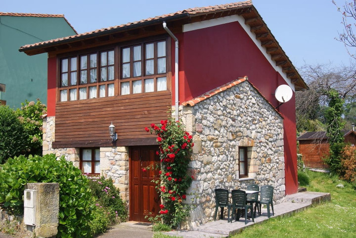 Casa Rural El Nozal-hidromasaje, Barbacoa Y Jardín - Ribadesella