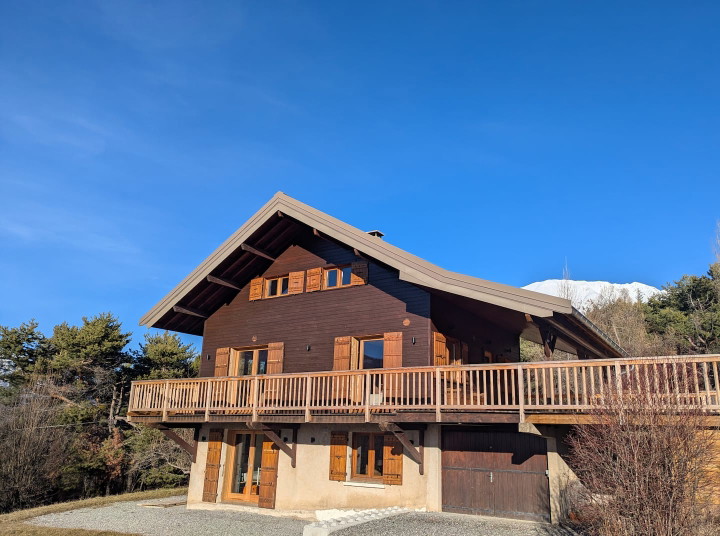 Chalet Refait à Neuf - 3000m2 De Terrain - Piscine - Les Orres