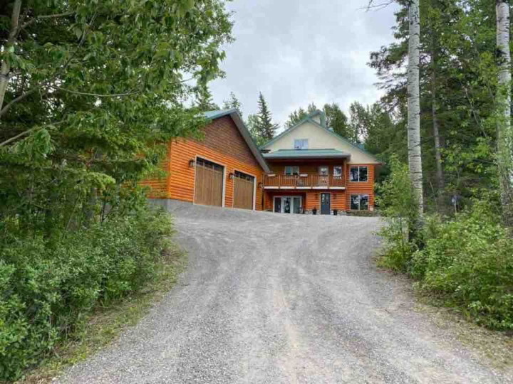 Folding Mountain Chalet - Jasper East - Alberta