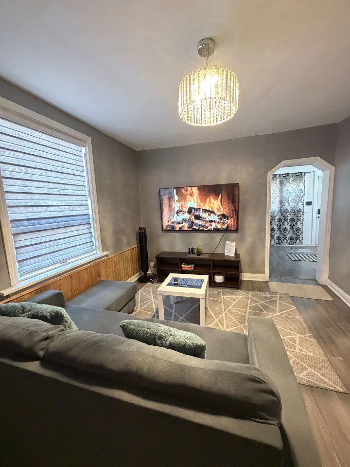 Jem Rentals - Cozy 1 Bedroom Suite W/ Full Kitchen - Winnipeg