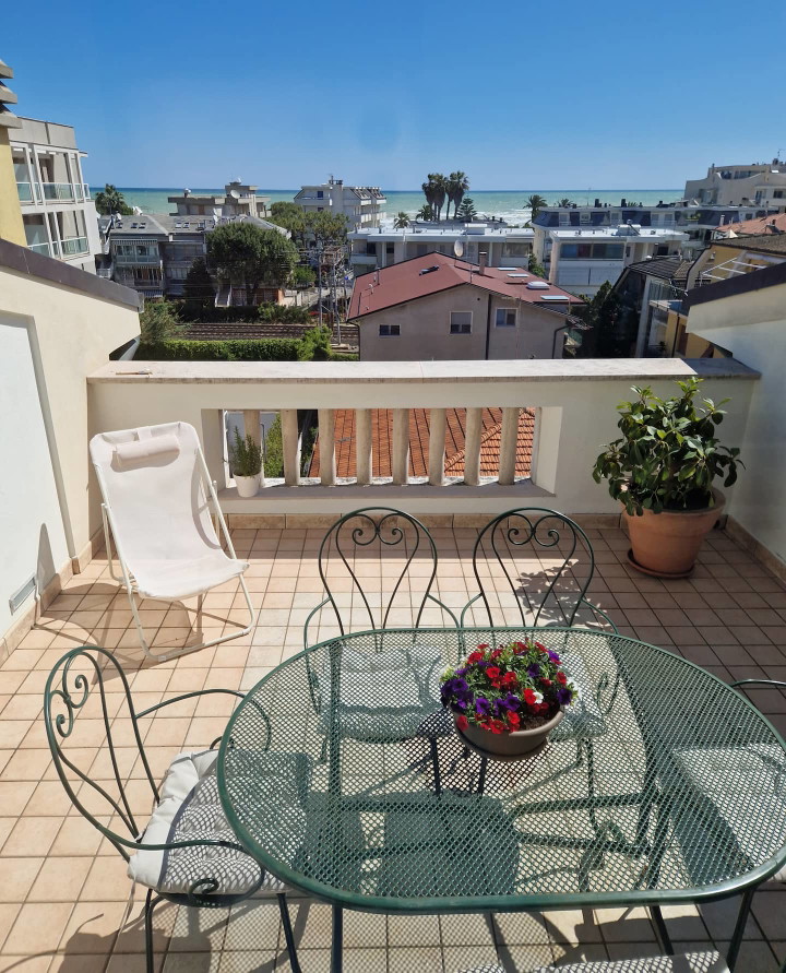 Appartamento Moderno Con Splendido Terrazzo - Grottammare