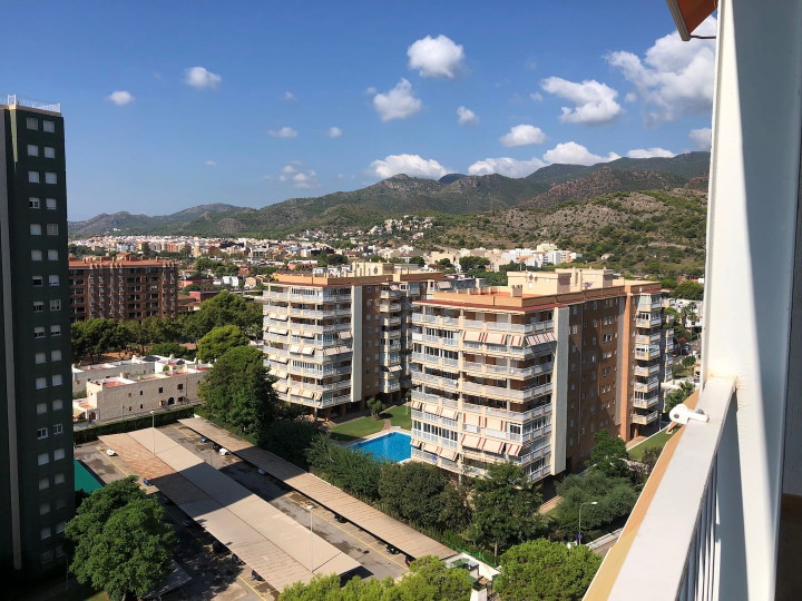 Increíbles Vistas Del Mar Y Las Montañas (En El Piso 13), A 5 Minutos A Pie De La Playa - Benicasim