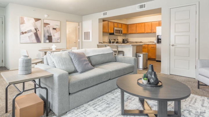 Landing | Stylish 2bd, Clubhouse, Gym - Tulsa, OK