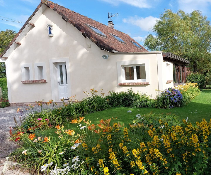 Maison De Campagne Avec Animaux Et Salle De Jeux - 릭끄