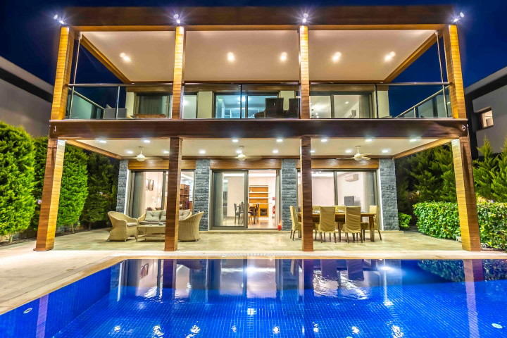 Luxury Villa & Private Pool | Steps To The Beach - Bodrum