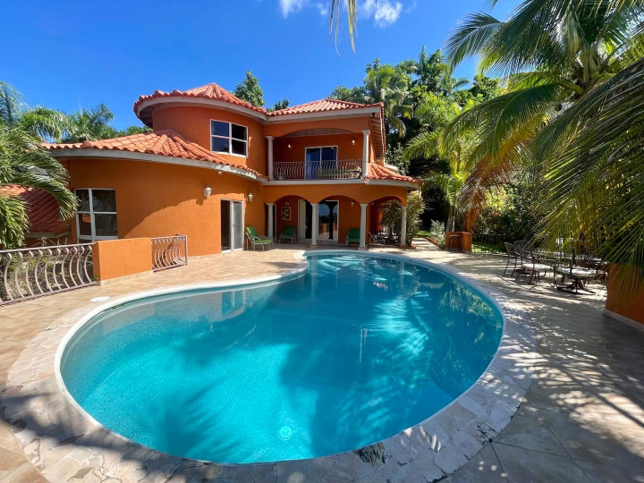 Hospitality Expert Stonehenge:5br Villa/chef/beach - Bahía Montego