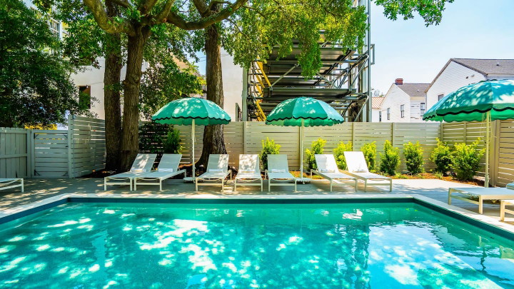The Iris, Signature Suite - Charleston, SC