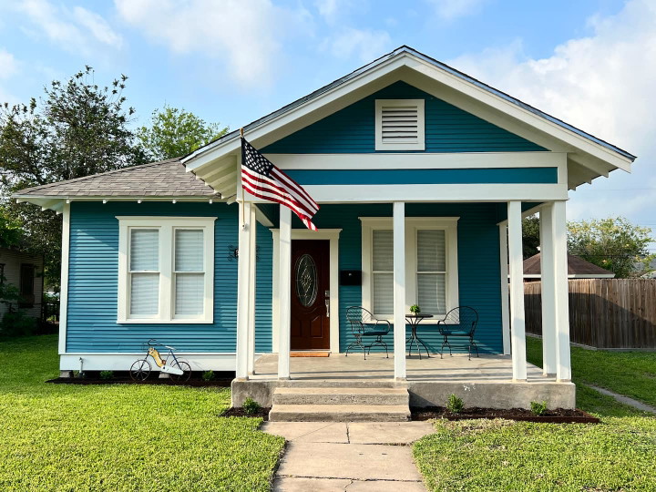 Spacious 2 Bedroom Home With All The Amenities. - Kingsville, TX
