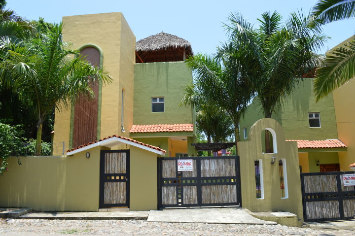 Villas Edén - Casa Iguanas - Los Ayala