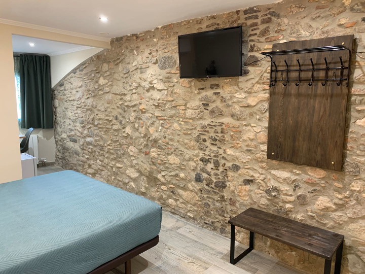 Milana Girona 303 - Girona