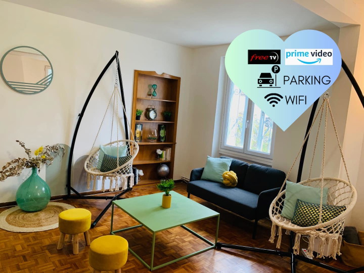 Big City House With Modern Design Furniture - Osny