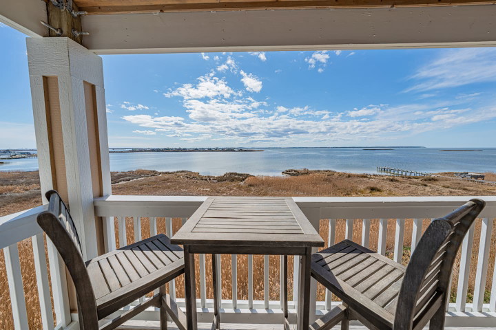 Sound Front Condo, Pool, Water Access, & Sunsets - Nags Head, NC