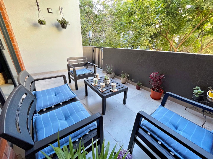 Peaceful 2br + Parking, Work & Leisure + Garden - Kapstadt