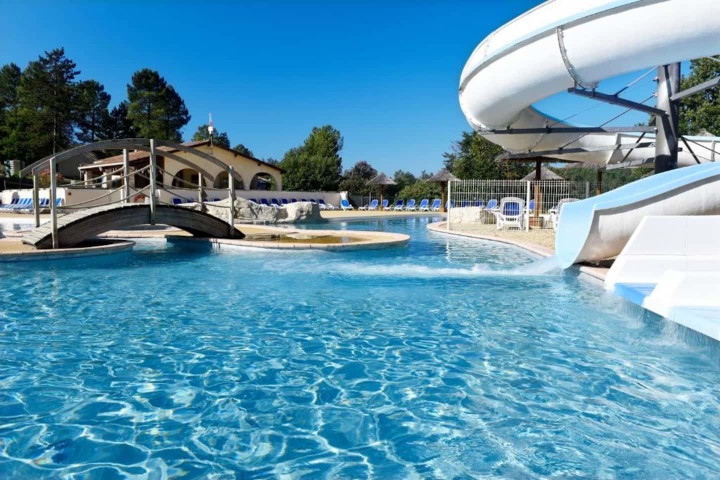 La Terrasse, Dans Residence-club - Ardèche