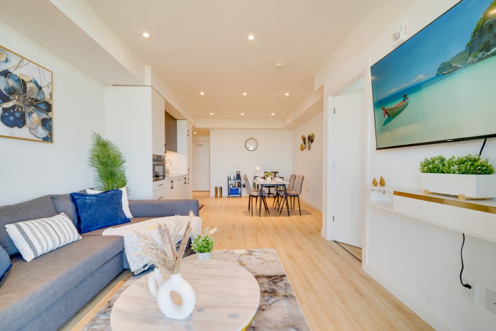 Modern Penthouse In Central Kw - 키치너