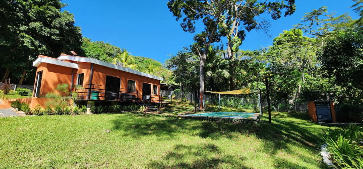 House For All - W/ Hot Water, Starlink - El Salvador