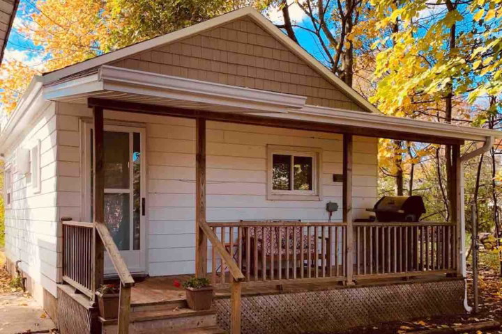 Cottage Cabin Hide-away - Port Dover