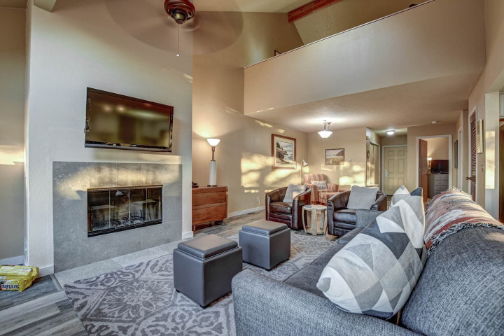 Sandcastle Condo Loft - Cannon Beach, OR