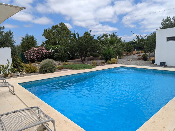 Modern 1 Bedroom Self Contained Annexe With Pool - Algarve
