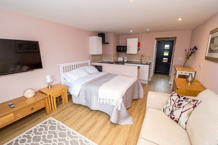 Four In A Row Holiday Apartments
Apartment 1 - Lyndhurst, UK
