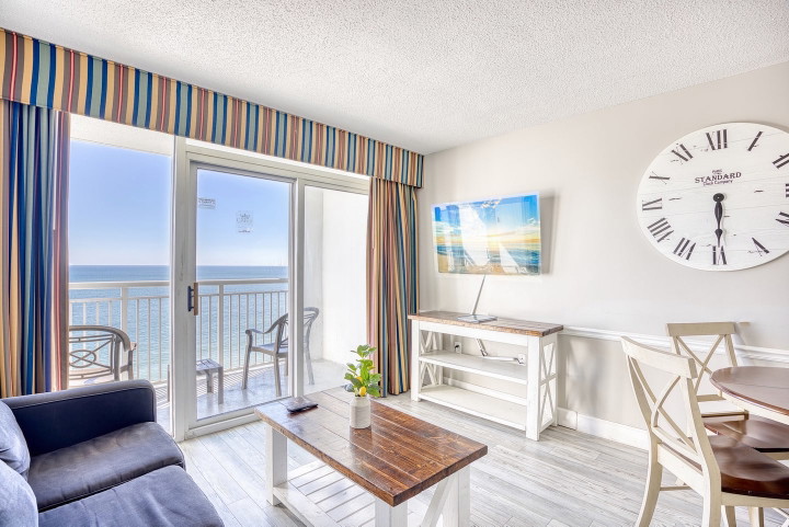 Oceanfront Balcony Hot Tubs And Heated Lazy River - Myrtle Beach, SC