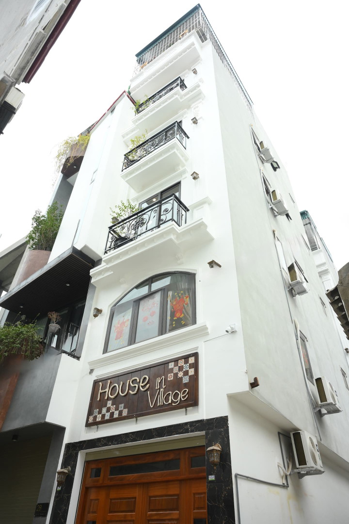 House In The Village Near Aeon Mall Long Bien. - Vietnam