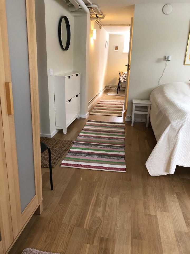 Nyrenoverad Centralt Belägen Studio I Nacka - Stockholm