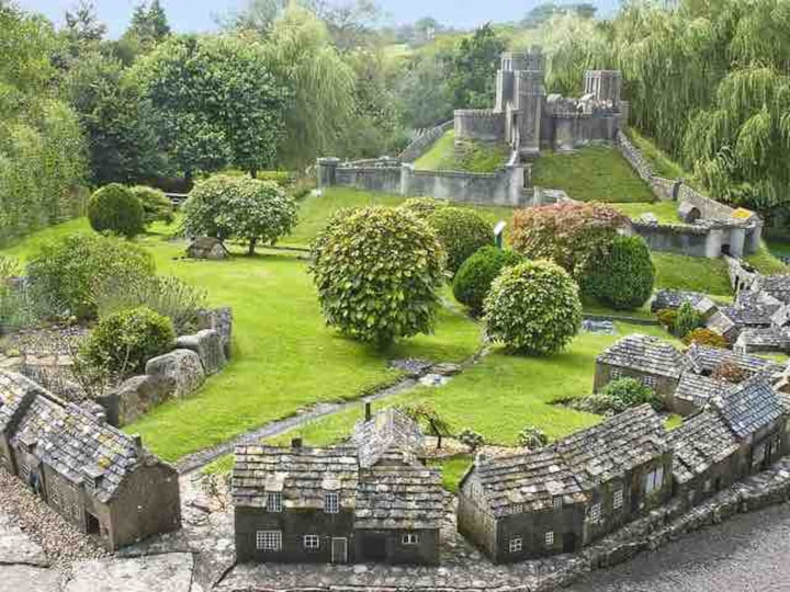 Corfe Castle Airbnb By The Model Village - Corfe Castle