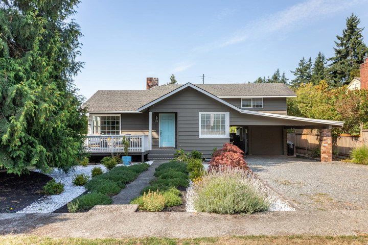 Broadview Bungalow | Private Backyard - Seattle, WA
